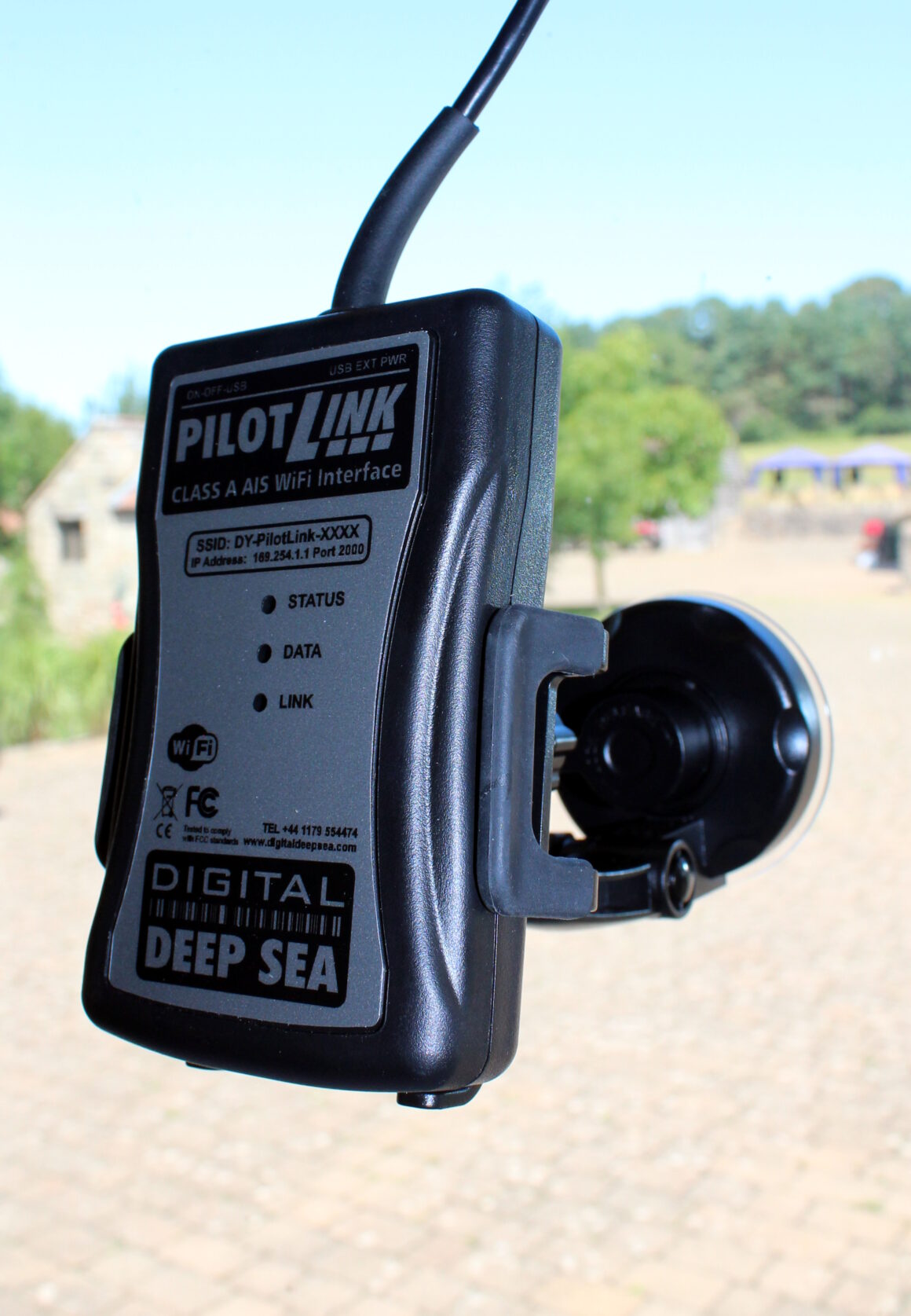 pilot plug - Digital Yacht News